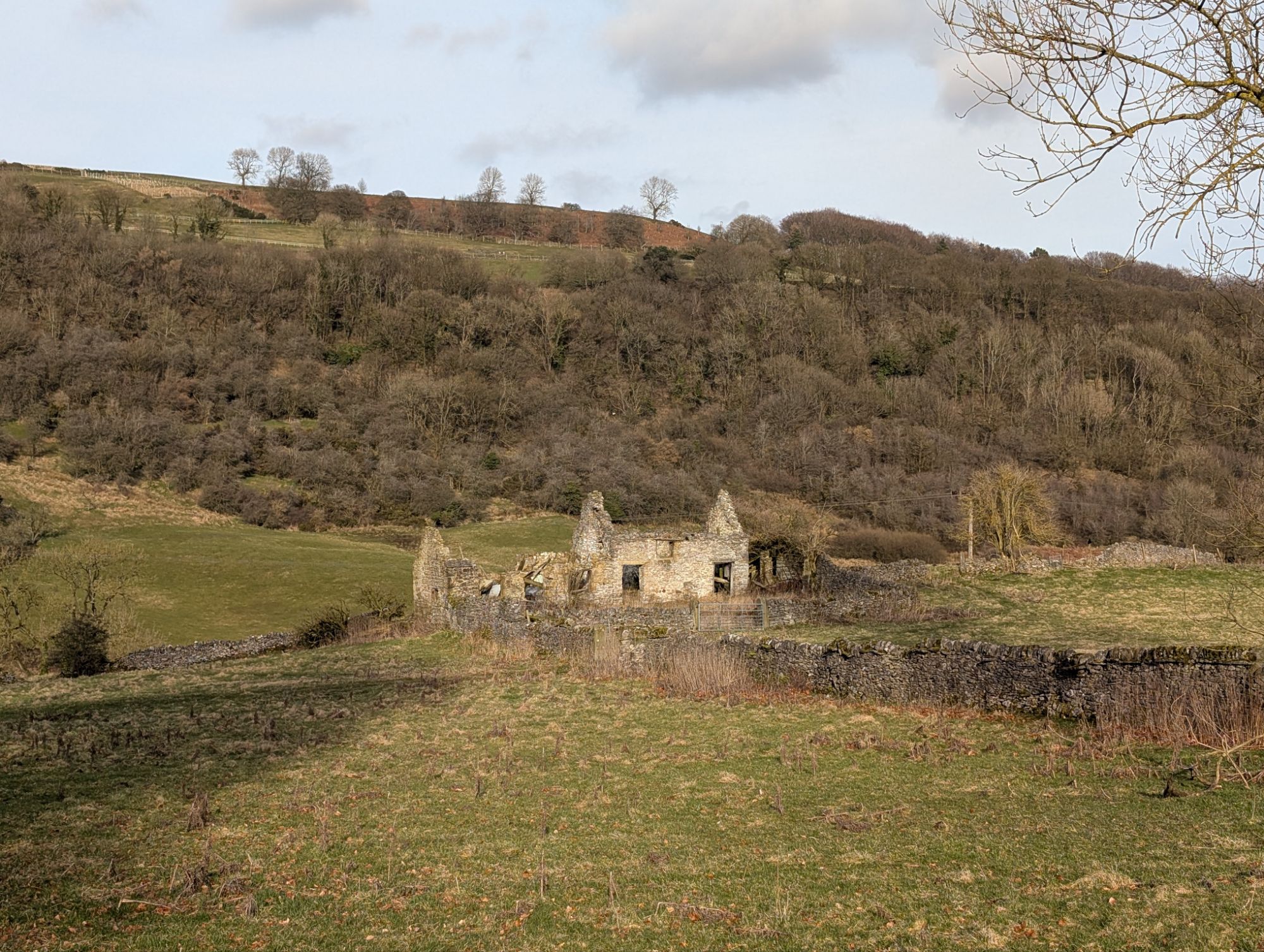 Visiting Eyam, The Plague Village – Gary Hutchinson